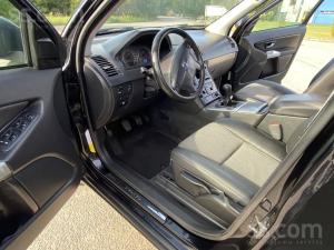 Melns Volvo XC90 2005 Rīga, ar dzinēja tilpumu 2.40 L un nobraukumu 270 tūkst. km par 4450 €, foto 18 vietnē AUTOMOTO.COM.LV