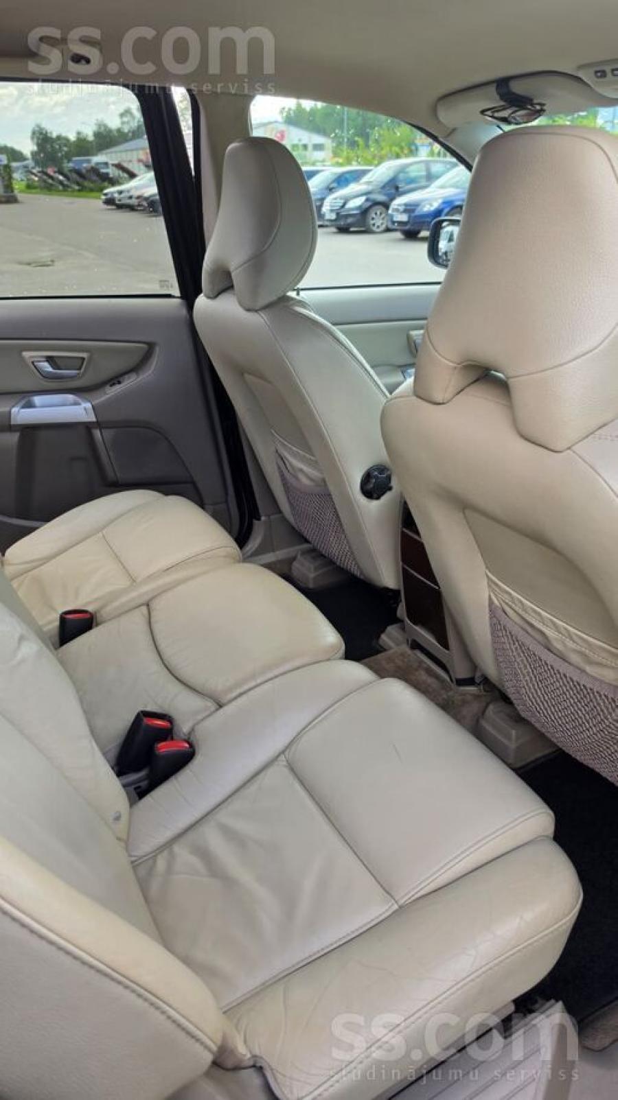 Melns Volvo XC90 2005 Rīga, ar dzinēja tilpumu 2.40 L un nobraukumu 377 tūkst. km par 6000 €, foto 18 vietnē AUTOMOTO.COM.LV