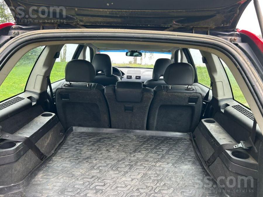 Melns Volvo XC90 2005 Aizkraukle, ar dzinēja tilpumu 2.40 L un nobraukumu 364 tūkst. km par 1000 €, foto 1 vietnē AUTOMOTO.COM.LV