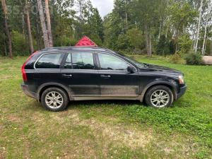 Melns Volvo XC90 2005 Aizkraukle, ar dzinēja tilpumu 2.40 L un nobraukumu 364 tūkst. km par 1000 €, foto 6 vietnē AUTOMOTO.COM.LV