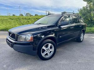 Melns Volvo XC90 2005 Viļņa, ar dzinēja tilpumu 2.40 L un nobraukumu 310 tūkst. km par 3500 €, foto 3 vietnē AUTOMOTO.COM.LV