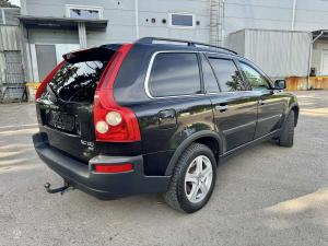 Melns Volvo XC90 2005 Viļņa, ar dzinēja tilpumu 2.40 L un nobraukumu 310 tūkst. km par 3500 €, foto 4 vietnē AUTOMOTO.COM.LV