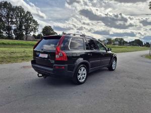 Melns Volvo XC90 2005 Šauļi, ar dzinēja tilpumu 2.40 L un nobraukumu 294 tūkst. km par 2599 €, foto 3 vietnē AUTOMOTO.COM.LV