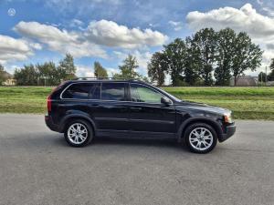 Melns Volvo XC90 2005 Šauļi, ar dzinēja tilpumu 2.40 L un nobraukumu 294 tūkst. km par 2599 €, foto 5 vietnē AUTOMOTO.COM.LV