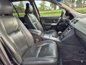 Melns Volvo XC90 2005 Šauļi, ar dzinēja tilpumu 2.40 L un nobraukumu 294 tūkst. km par 2599 €, foto 12 vietnē AUTOMOTO.COM.LV