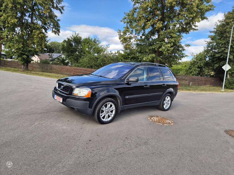 Melns Volvo XC90 2005 Šauļi, ar dzinēja tilpumu 2.40 L un nobraukumu 294 tūkst. km par 2599 €, foto 15 vietnē AUTOMOTO.COM.LV