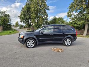 Melns Volvo XC90 2005 Šauļi, ar dzinēja tilpumu 2.40 L un nobraukumu 294 tūkst. km par 2599 €, foto 16 vietnē AUTOMOTO.COM.LV