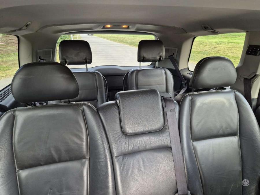 Melns Volvo XC90 2005 Šauļi, ar dzinēja tilpumu 2.40 L un nobraukumu 294 tūkst. km par 2599 €, foto 17 vietnē AUTOMOTO.COM.LV