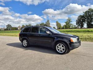 Melns Volvo XC90 2005 Šauļi, ar dzinēja tilpumu 2.40 L un nobraukumu 294 tūkst. km par 2599 €, foto 26 vietnē AUTOMOTO.COM.LV