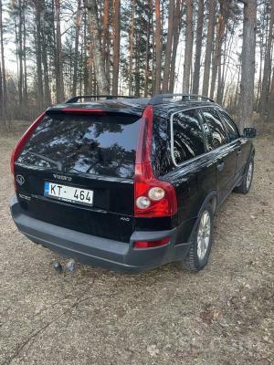 Melns Volvo XC90 2005 Daugavpils, ar dzinēja tilpumu 2.40 L un nobraukumu 420 tūkst. km par 3600 €, foto 3 vietnē AUTOMOTO.COM.LV