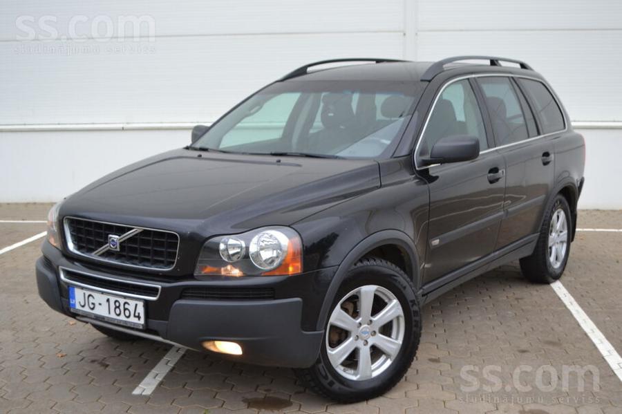 Black Volvo XC90 2005 in Riga, with an engine capacity of 2.40 L and mileage of 429 thousand km for 2450 €, photo 1 on AUTOMOTO.COM.LV