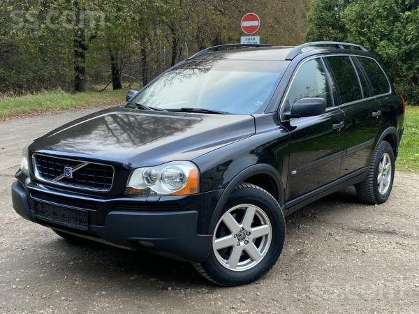 Black Volvo XC90 2005 in Riga, with an engine capacity of 2.40 L and mileage of 300 thousand km for 4100 €, photo 1 on AUTOMOTO.COM.LV
