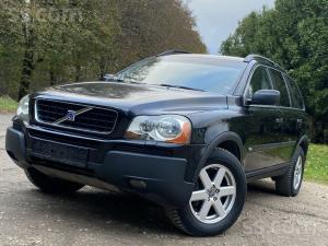 Black Volvo XC90 2005 in Riga, with an engine capacity of 2.40 L and mileage of 300 thousand km for 4100 €, photo 4 on AUTOMOTO.COM.LV