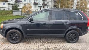 Черный Вольво ХС90 2005 в Екабпилс, объемом двигателя 2.40 л и пробегом 310 тыс. км за 3000 €, фото 3 на AUTOMOTO.COM.LV