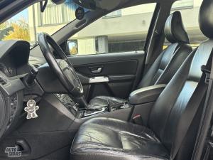 Black Volvo XC90 2005 in Kaunas, with an engine capacity of 2.40 L and mileage of 400 thousand km for 2000 €, photo 9 on AUTOMOTO.COM.LV
