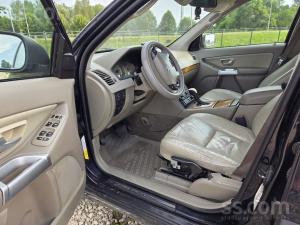 Melns Volvo XC90 2006 Jelgava, ar dzinēja tilpumu 2.40 L un nobraukumu 0 tūkst. km par 2650 €, foto 10 vietnē AUTOMOTO.COM.LV