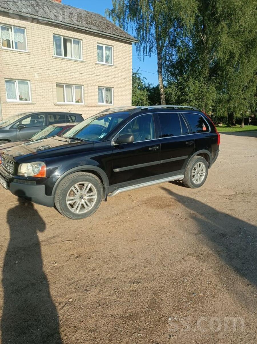 Melns Volvo XC90 2006 Valmiera, ar dzinēja tilpumu 2.40 L un nobraukumu 360 tūkst. km par 3500 €, foto 2 vietnē AUTOMOTO.COM.LV