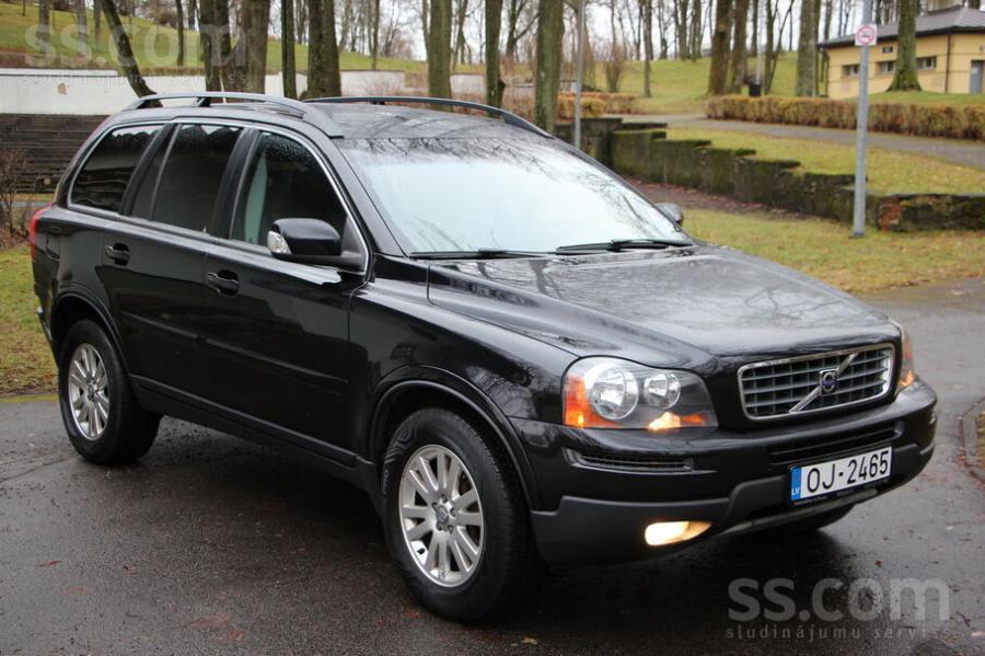 Black Volvo XC90 2006 in Riga, with an engine capacity of 2.40 L and mileage of 250 thousand km for 7450 €, photo 9 on AUTOMOTO.COM.LV