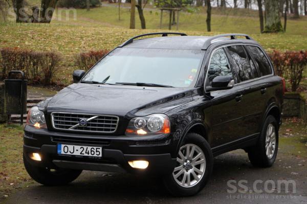 Black Volvo XC90 2006 in Riga, with an engine capacity of 2.40 L and mileage of 250 thousand km for 6990 €, photo 2 on AUTOMOTO.COM.LV