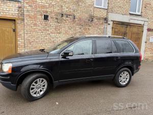 Black Volvo XC90 2006 in Jelgava, with an engine capacity of 2.40 L and mileage of 0 thousand km for 3850 €, photo 4 on AUTOMOTO.COM.LV