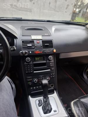 Melns Volvo XC90 2006 Jelgava, ar dzinēja tilpumu 2.40 L un nobraukumu 386 tūkst. km par 7300 €, foto 6 vietnē AUTOMOTO.COM.LV