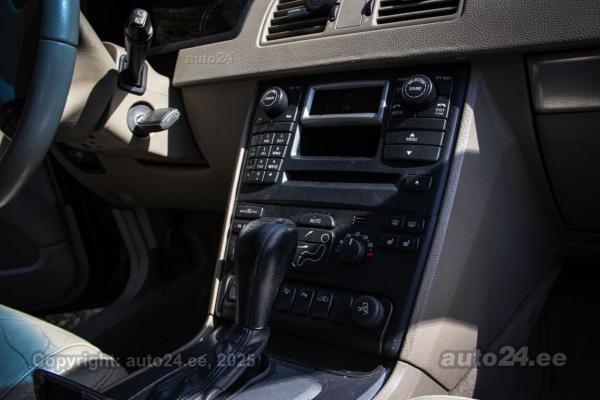 Черный Вольво ХС90 2006 в Таллин, объемом двигателя 4.40 л и пробегом 363 тыс. км за 7500 €, фото 11 на AUTOMOTO.COM.LV