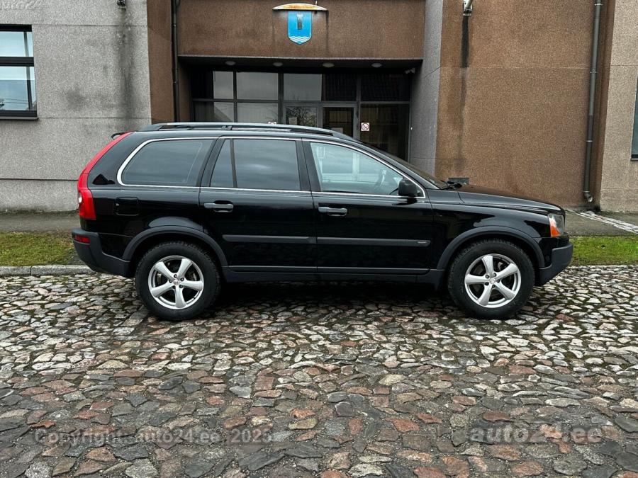 Melns Volvo XC90 2006 Paide, ar dzinēja tilpumu 2.40 L un nobraukumu 317 tūkst. km par 5990 €, foto 6 vietnē AUTOMOTO.COM.LV