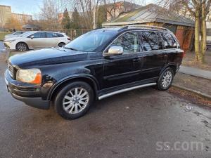 Black Volvo XC90 2006 in Riga, with an engine capacity of 2.40 L and mileage of 321 thousand km for 4350 €, photo 2 on AUTOMOTO.COM.LV