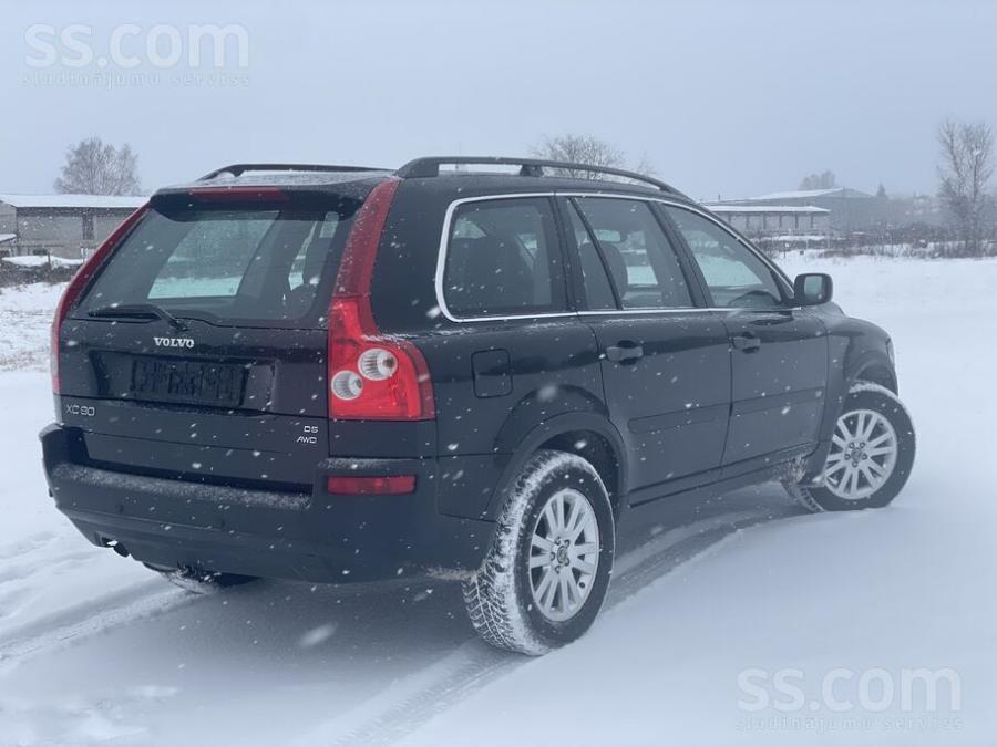 Melns Volvo XC90 2006 Rīga, ar dzinēja tilpumu 2.40 L un nobraukumu 327 tūkst. km par 5750 €, foto 8 vietnē AUTOMOTO.COM.LV