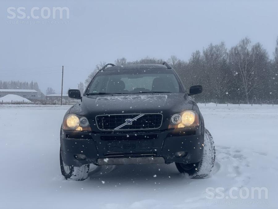 Melns Volvo XC90 2006 Rīga, ar dzinēja tilpumu 2.40 L un nobraukumu 327 tūkst. km par 5750 €, foto 9 vietnē AUTOMOTO.COM.LV