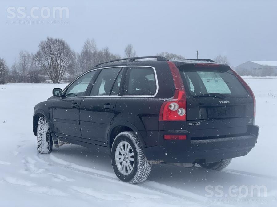 Melns Volvo XC90 2006 Rīga, ar dzinēja tilpumu 2.40 L un nobraukumu 327 tūkst. km par 5750 €, foto 11 vietnē AUTOMOTO.COM.LV