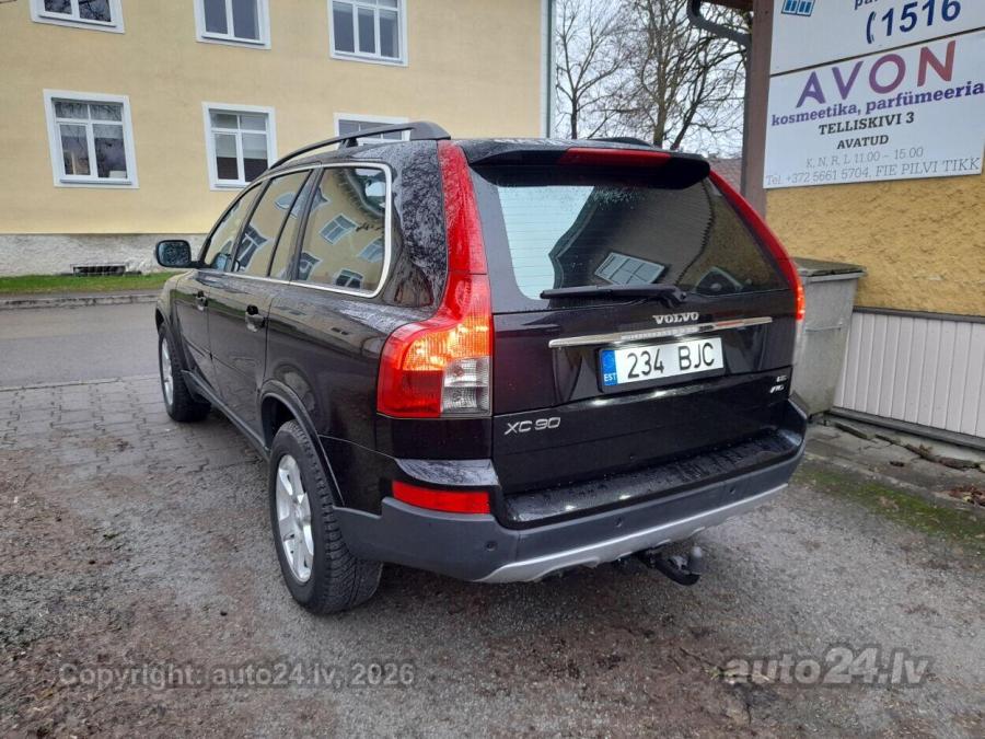 Melns Volvo XC90 2006 Paide, ar dzinēja tilpumu 2.40 L un nobraukumu 322 tūkst. km par 6500 €, foto 6 vietnē AUTOMOTO.COM.LV