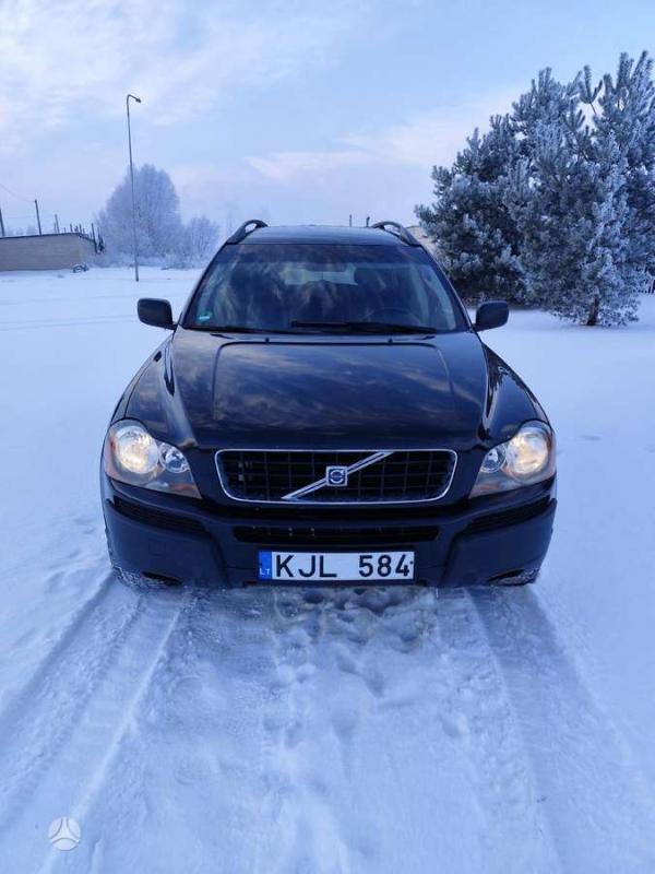 Melns Volvo XC90 2006 Pakruojis, ar dzinēja tilpumu 2.40 L un nobraukumu 330 tūkst. km par 3600 €, foto 1 vietnē AUTOMOTO.COM.LV