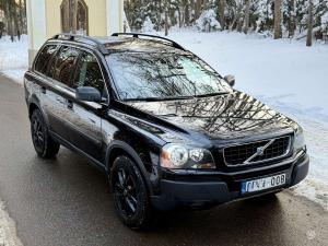 Melns Volvo XC90 2006 Viļņa, ar dzinēja tilpumu 2.40 L un nobraukumu 291 tūkst. km par 3900 €, foto 2 vietnē AUTOMOTO.COM.LV