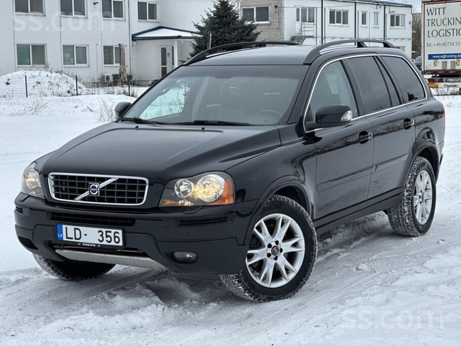 Black Volvo XC90 2006 in Riga, with an engine capacity of 2.40 L and mileage of 367 thousand km for 5600 €, photo 1 on AUTOMOTO.COM.LV