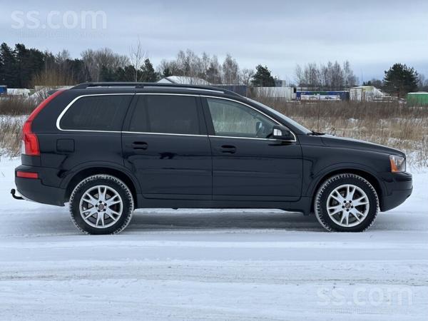 Melns Volvo XC90 2006 Rīga, ar dzinēja tilpumu 2.40 L un nobraukumu 367 tūkst. km par 5600 €, foto 2 vietnē AUTOMOTO.COM.LV