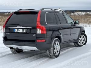 Black Volvo XC90 2006 in Riga, with an engine capacity of 2.40 L and mileage of 367 thousand km for 5600 €, photo 6 on AUTOMOTO.COM.LV