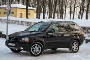 Black Volvo XC90 2006 in Riga, with an engine capacity of 2.40 L and mileage of 0 thousand km for 5850 €, photo 3 on AUTOMOTO.COM.LV
