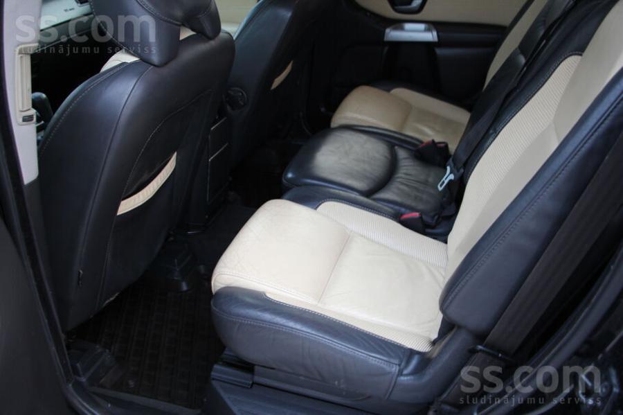 Black Volvo XC90 2006 in Riga, with an engine capacity of 2.40 L and mileage of 0 thousand km for 5850 €, photo 17 on AUTOMOTO.COM.LV