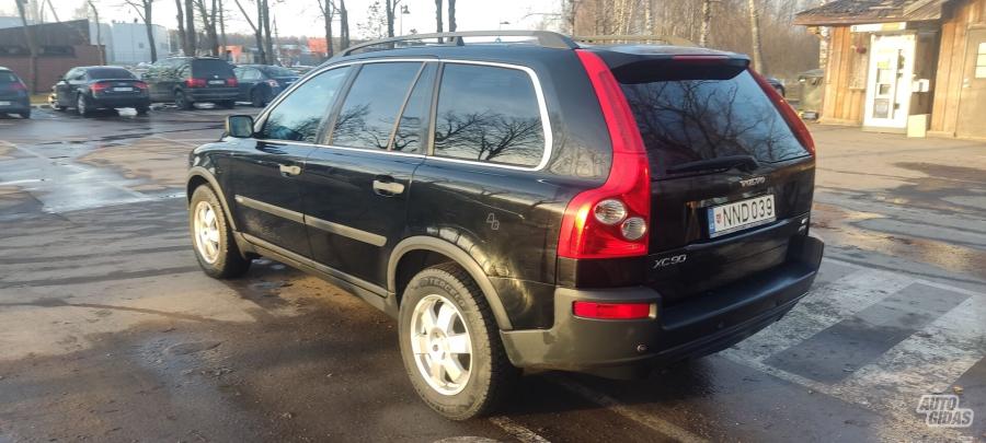 Black Volvo XC90 2006 in Kaisiadorys, with an engine capacity of 2.40 L and mileage of 259 thousand km for 4200 €, photo 6 on AUTOMOTO.COM.LV