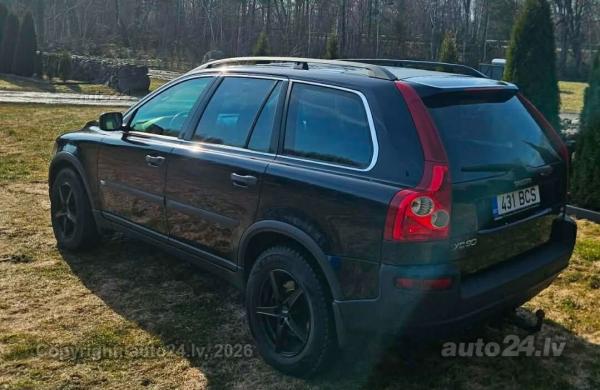 Melns Volvo XC90 2006 Tallina, ar dzinēja tilpumu 2.40 L un nobraukumu 387 tūkst. km par 4000 €, foto 4 vietnē AUTOMOTO.COM.LV