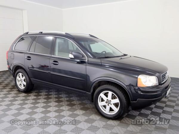 Melns Volvo XC90 2006 Tallina, ar dzinēja tilpumu 2.40 L un nobraukumu 292 tūkst. km par 3999 €, foto 1 vietnē AUTOMOTO.COM.LV