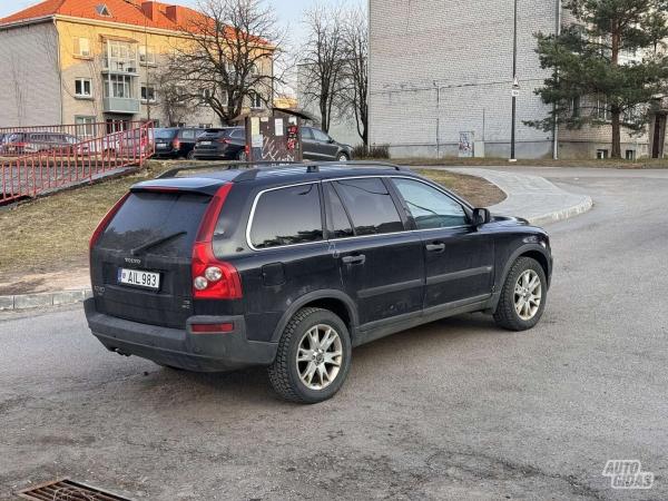 Melns Volvo XC90 2006 Viļņa, ar dzinēja tilpumu 2.40 L un nobraukumu 360 tūkst. km par 1900 €, foto 4 vietnē AUTOMOTO.COM.LV