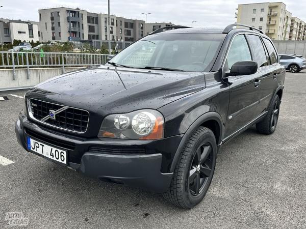 Black Volvo XC90 2006 in Vilnius, with an engine capacity of 2.40 L and mileage of 303 thousand km for 4499 €, photo 1 on AUTOMOTO.COM.LV