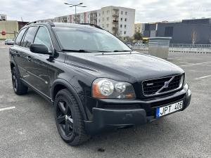 Melns Volvo XC90 2006 Viļņa, ar dzinēja tilpumu 2.40 L un nobraukumu 303 tūkst. km par 4499 €, foto 3 vietnē AUTOMOTO.COM.LV
