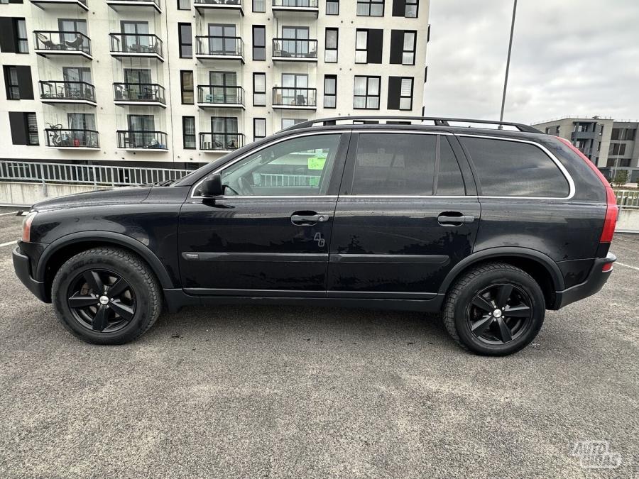 Melns Volvo XC90 2006 Viļņa, ar dzinēja tilpumu 2.40 L un nobraukumu 303 tūkst. km par 4499 €, foto 6 vietnē AUTOMOTO.COM.LV