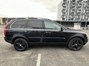Melns Volvo XC90 2006 Viļņa, ar dzinēja tilpumu 2.40 L un nobraukumu 303 tūkst. km par 4499 €, foto 7 vietnē AUTOMOTO.COM.LV