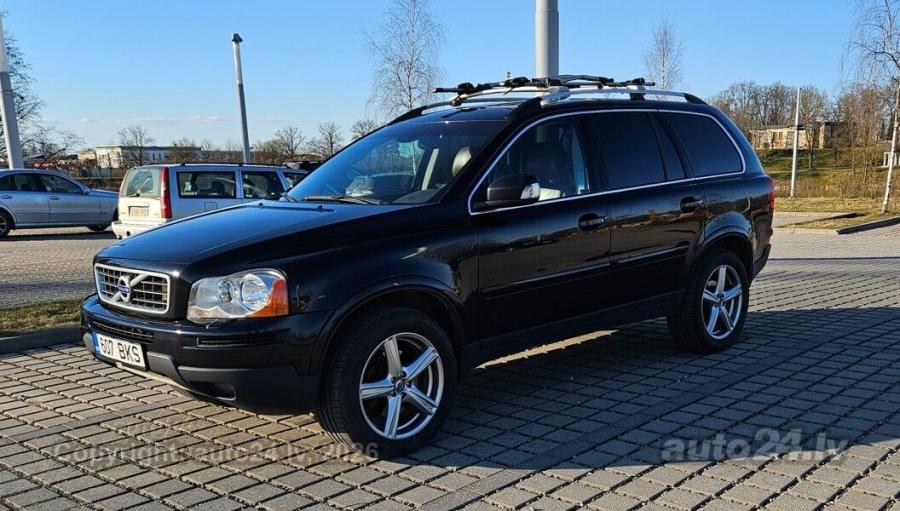 Melns Volvo XC90 2006 Tallina, ar dzinēja tilpumu 2.40 L un nobraukumu 392 tūkst. km par 6500 €, foto 1 vietnē AUTOMOTO.COM.LV