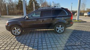Melns Volvo XC90 2006 Tallina, ar dzinēja tilpumu 2.40 L un nobraukumu 392 tūkst. km par 6500 €, foto 3 vietnē AUTOMOTO.COM.LV