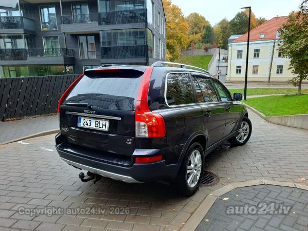 Melns Volvo XC90 2006 Tartu, ar dzinēja tilpumu 2.40 L un nobraukumu 349 tūkst. km par 5600 €, foto 2 vietnē AUTOMOTO.COM.LV
